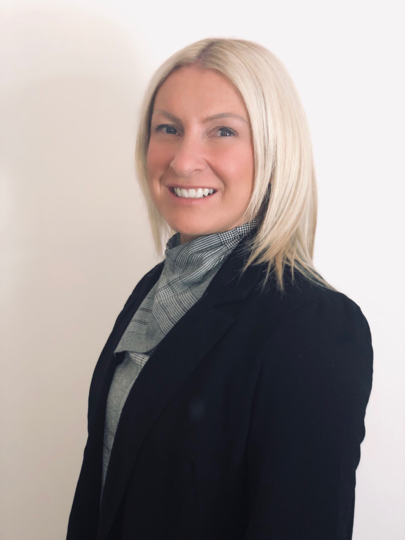 Judges – First Time Buyer Readers' Awards